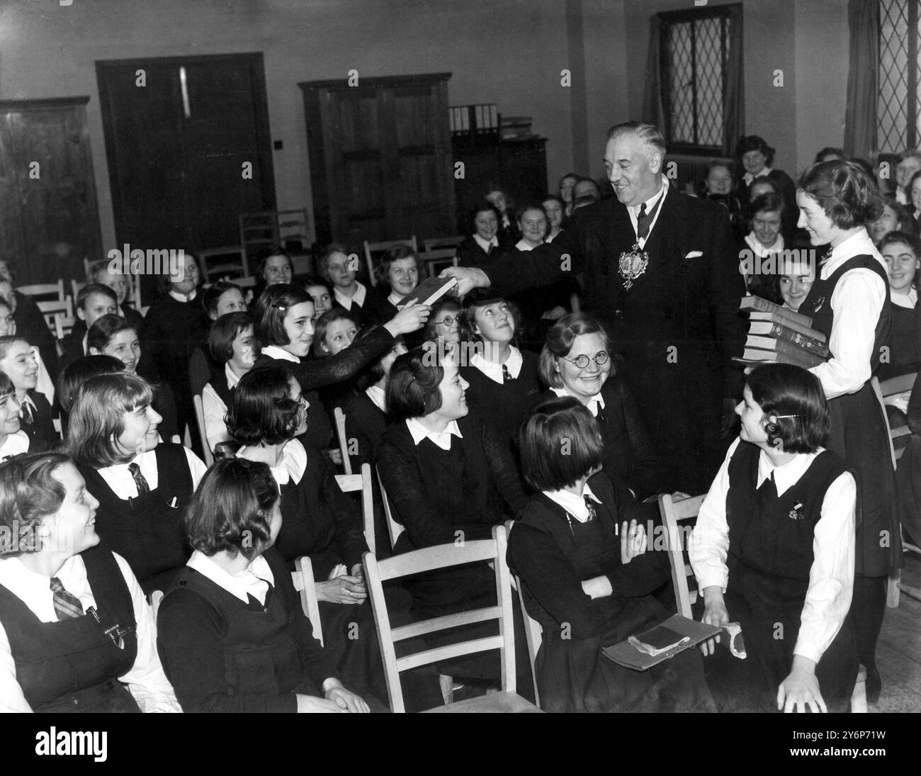 Mayor of Greenwich. British secondary school. WW2 Stock Photo - Alamy