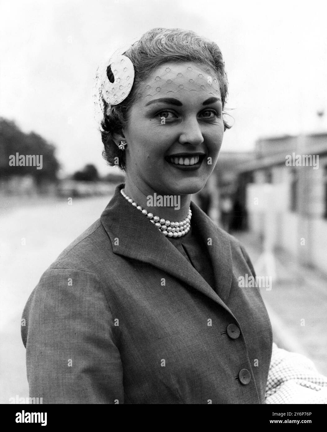 Vicountess Katie Boyle was a smiling arrival at London Airport this ...