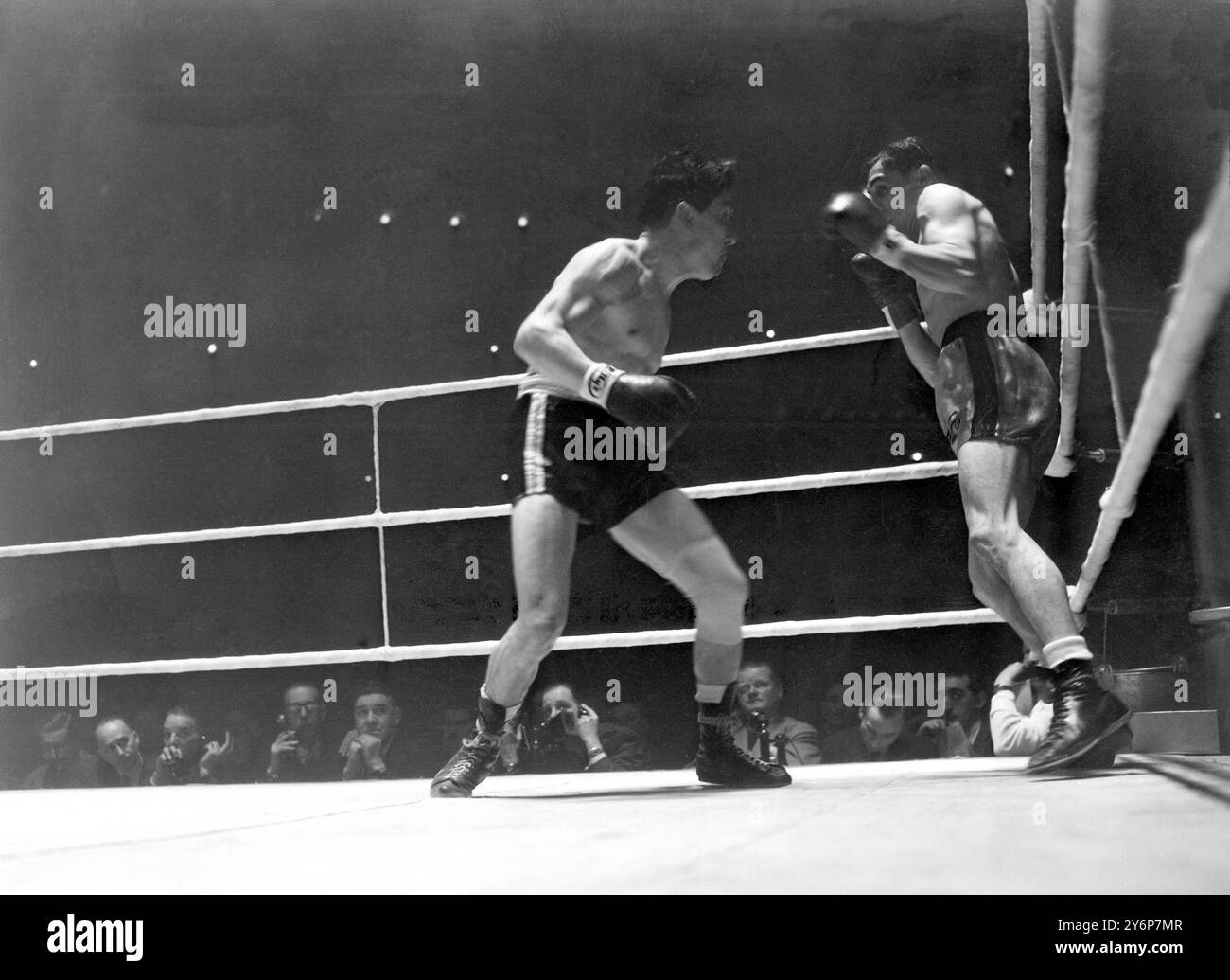 George Walker -v- Dave Williams boxing at Albert Hall London Late 1950s ...