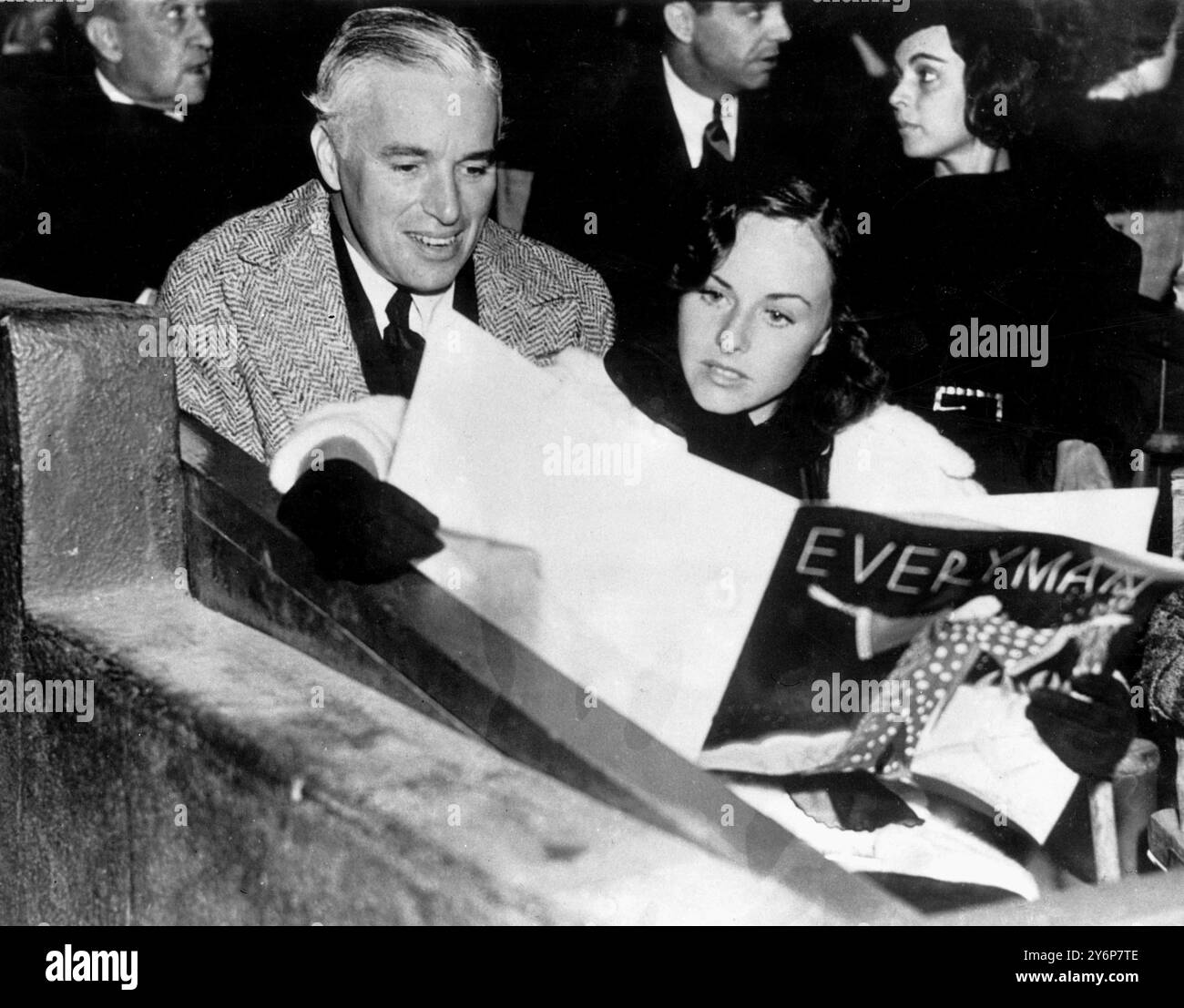 Charlie Chaplin and Paulette Goddard at the Hollywood Bowl to see ...