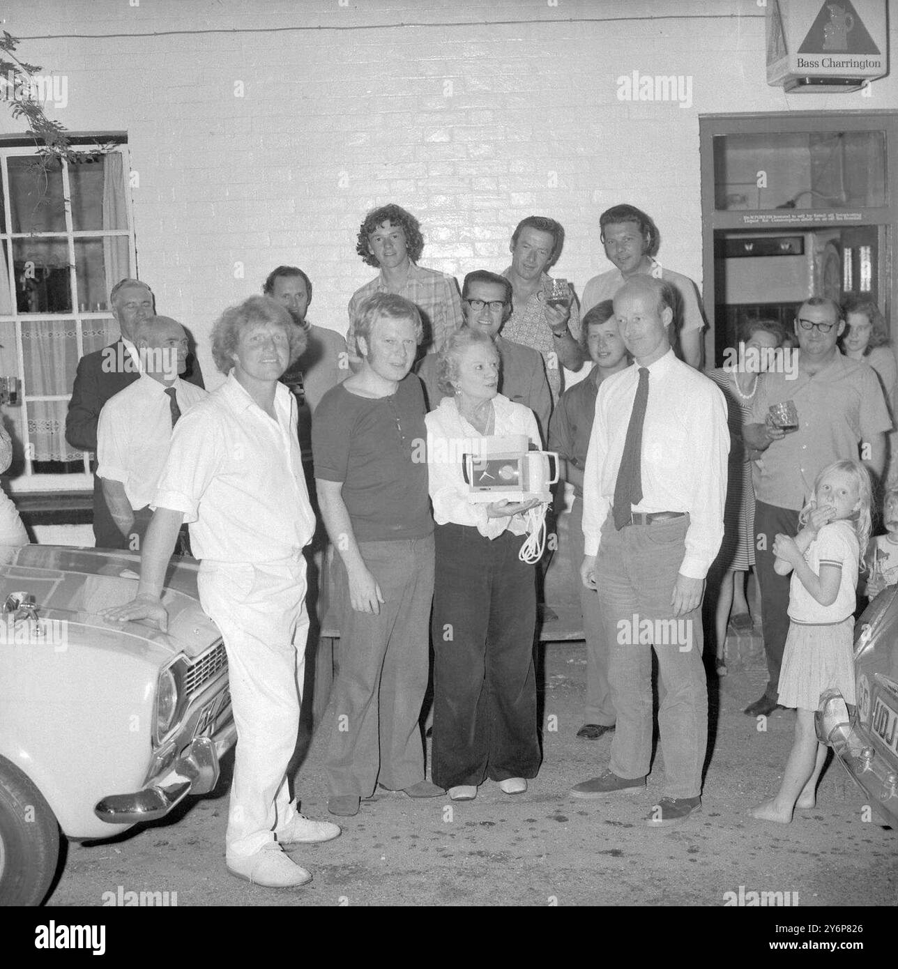 Stonewall park Chiddingstone Hoath Blacksmith Arms July 1973 Goodbye ...