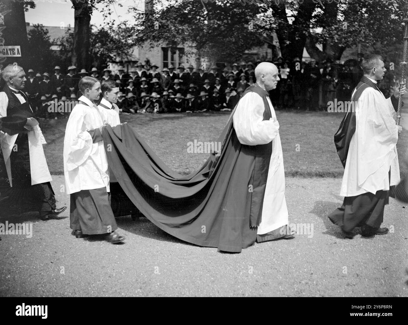 Enthronement of the First Archbishop of Wales. The Archbishop of ...
