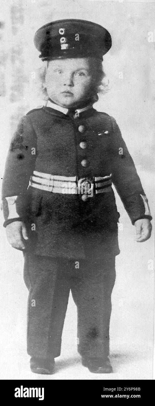 Prince Alexander Ferdinand of Prussia the youngest Lieutenant in the ...