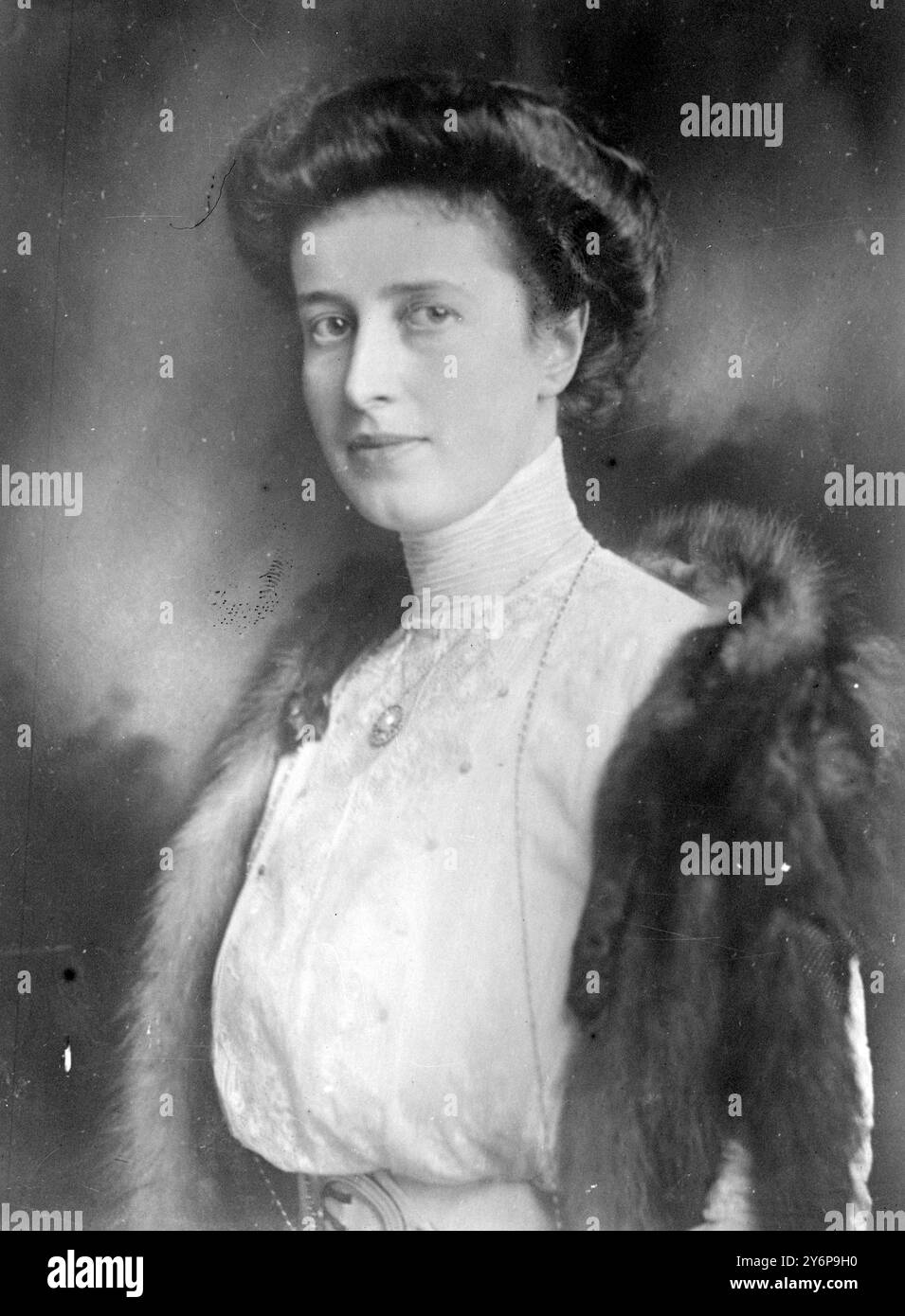 Countess von Ruppin, wife of Prince Oscar of Prussia. 1914 Stock Photo ...