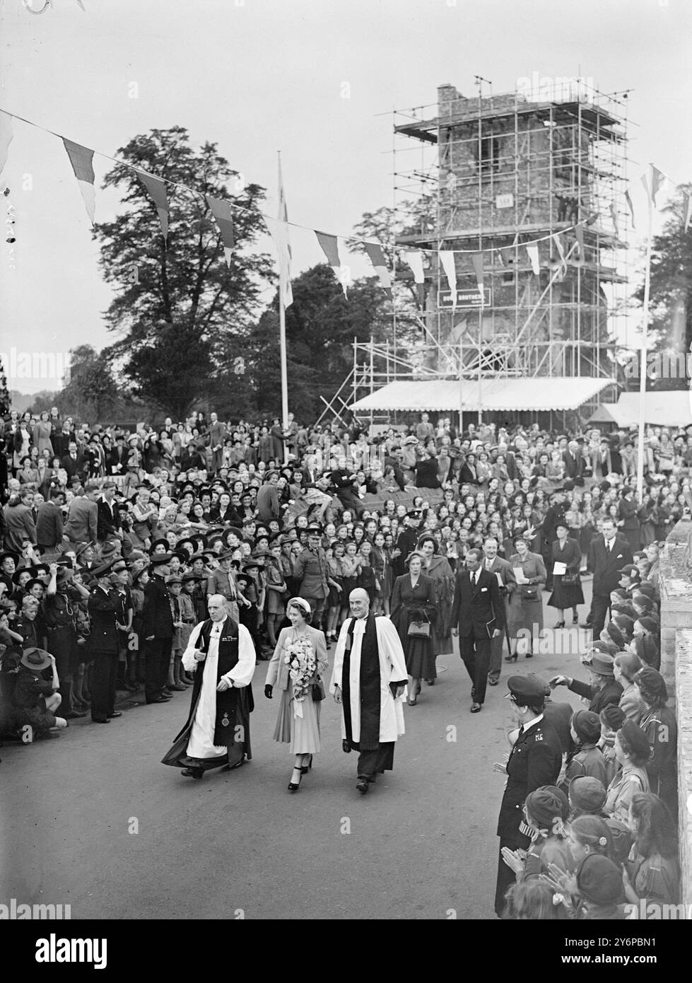 PRINCESS ELIZABETH GREETS CADET GUARD Princess Elizabeth laid the ...
