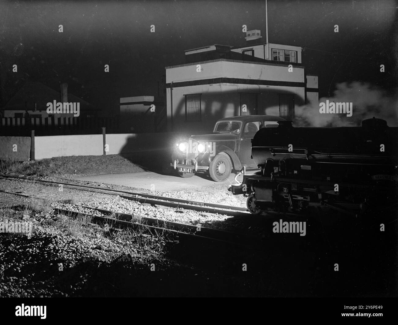 Romney marsh train hi-res stock photography and images - Alamy
