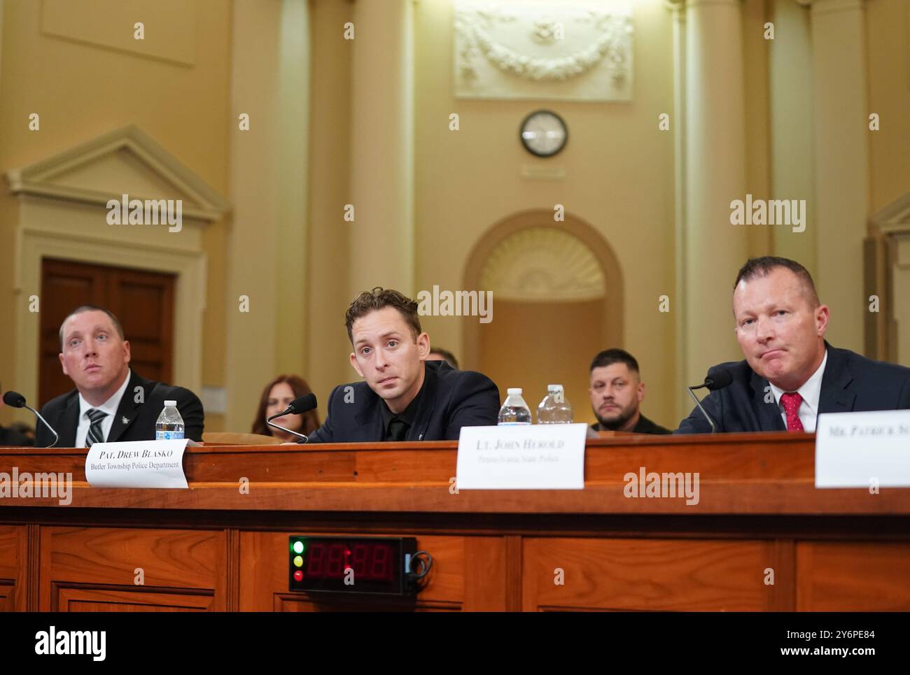 Police task meeting hi-res stock photography and images - Alamy