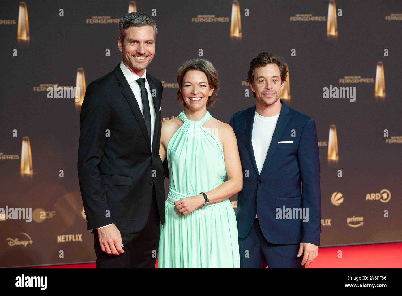 v.l. Ingo ZAMPERONI, Moderator, Anna PLANKEN, Moderatorin, Tobias KRELL ...