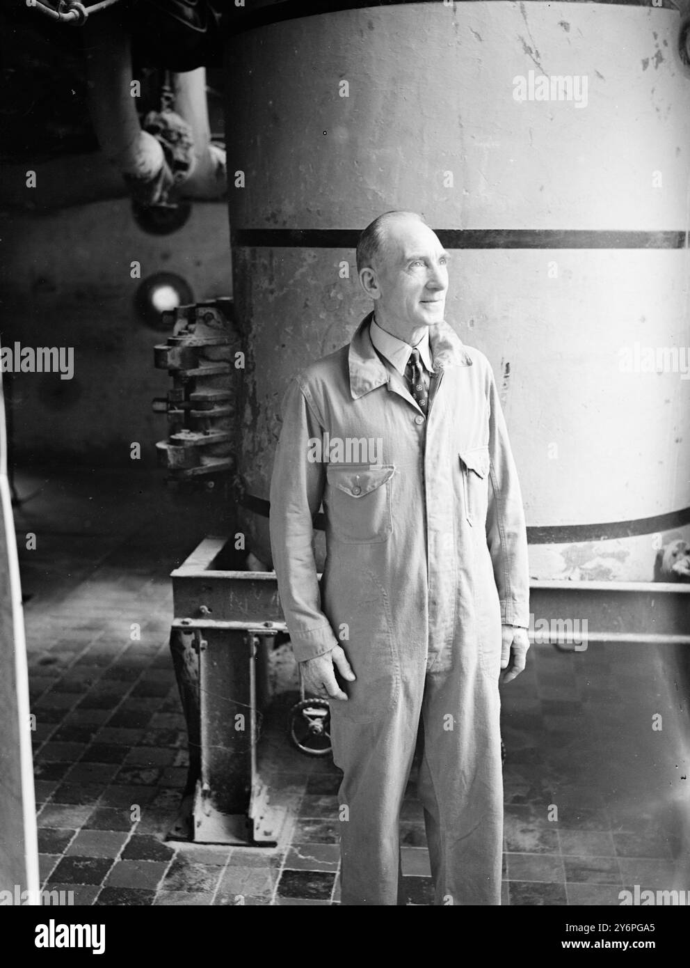 Erith Oil works . 29 June 1947 Stock Photo - Alamy