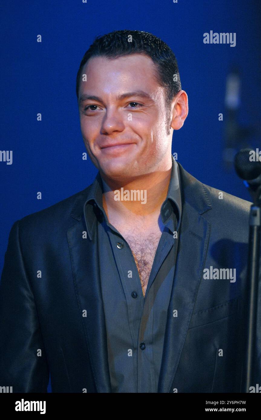Ferro cantante italiana hi-res stock photography and images - Alamy