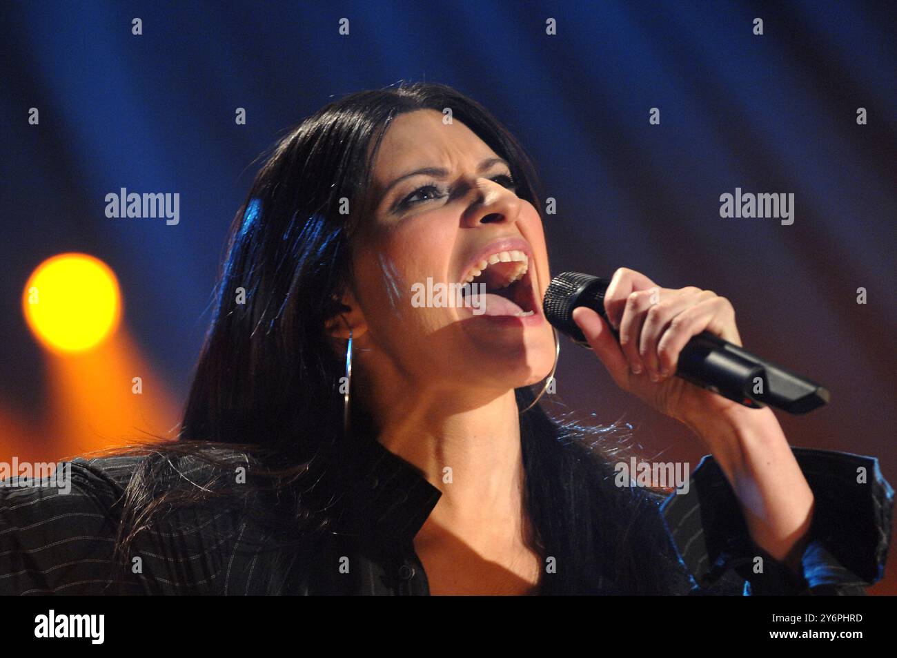 Laura pausini fotografie 2007 hi-res stock photography and images - Alamy