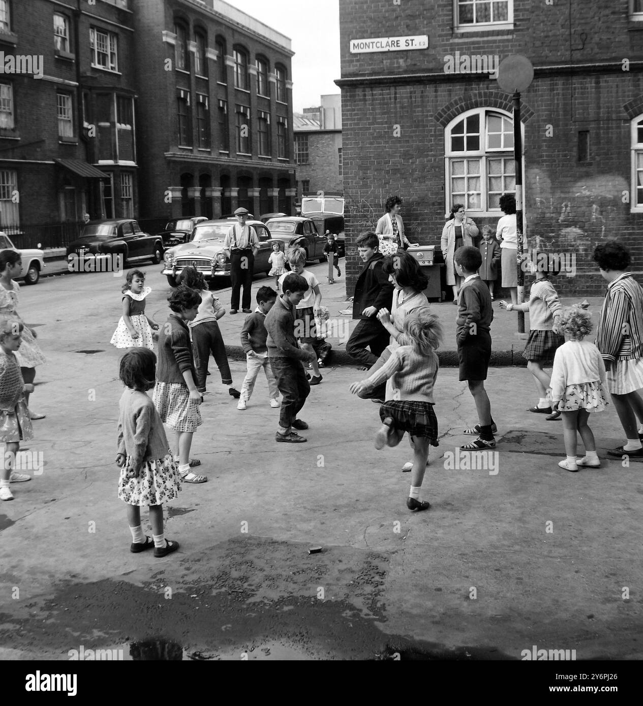 1960s child england hi-res stock photography and images - Alamy