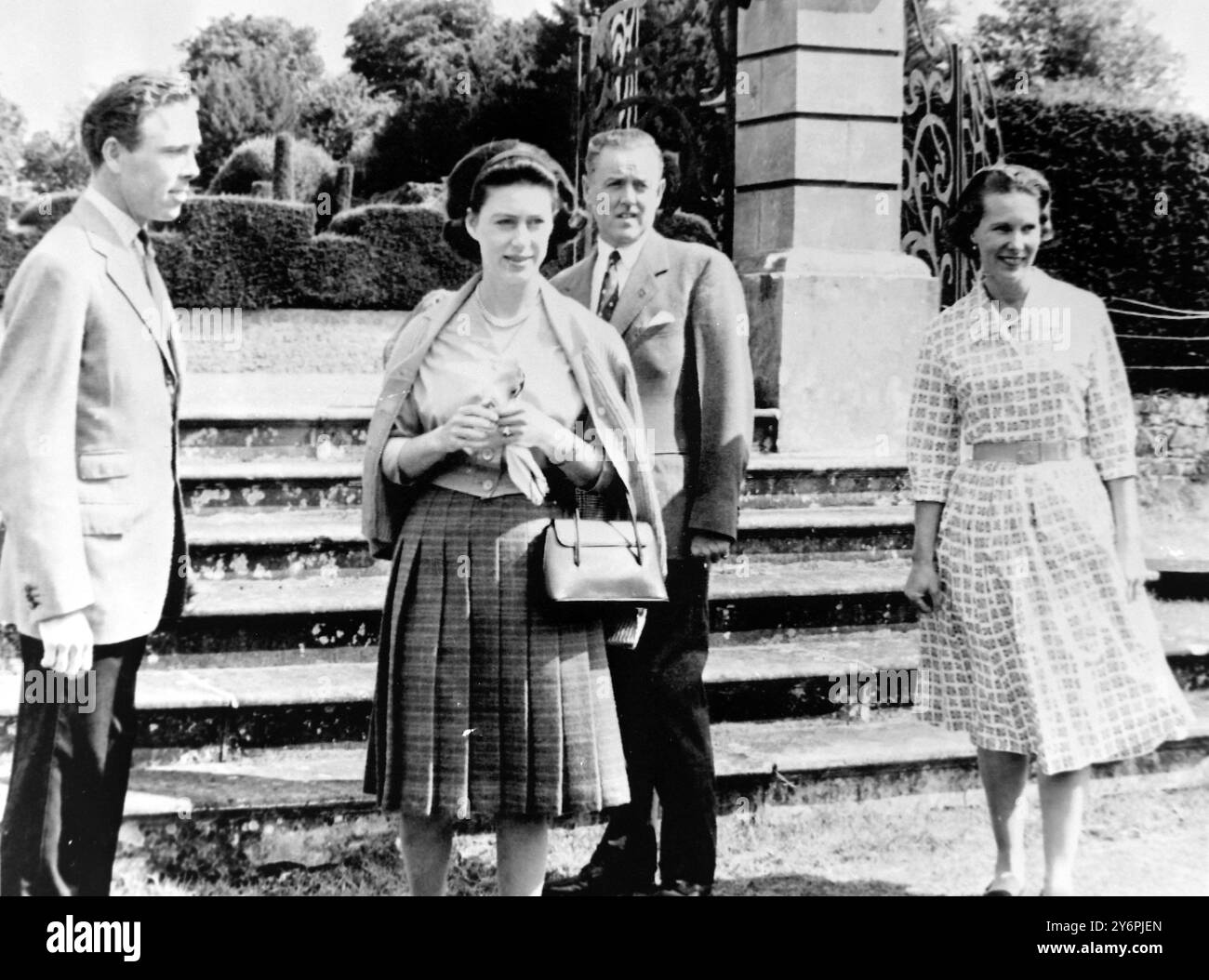 LORD SNOWDON WITH PRINCESS MARGARET IN IRELAND ; 21 AUGUST 1962 Stock ...