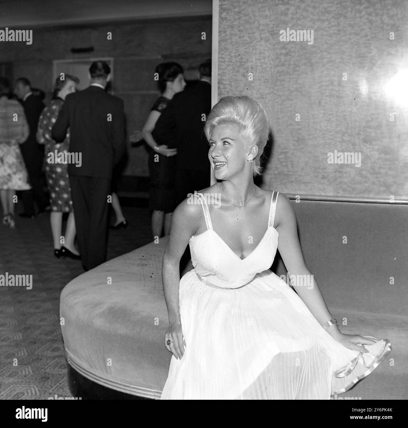 CARON GARDNER TIME OF TRIAL PREMIERE / ; 16 AUGUST 1962 Stock Photo - Alamy