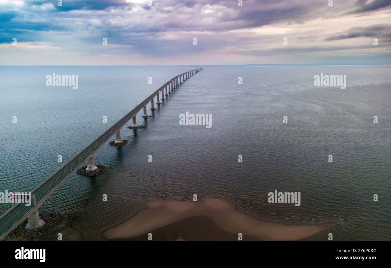Confederation Bridge (French: Pont de la Confédération) is a box girder ...