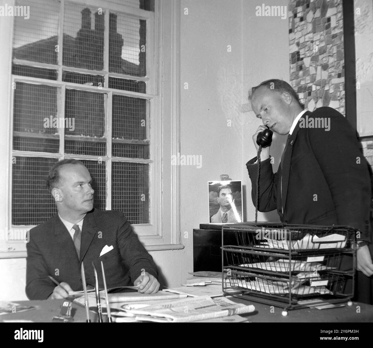 Tyndall news Black and White Stock Photos & Images - Alamy