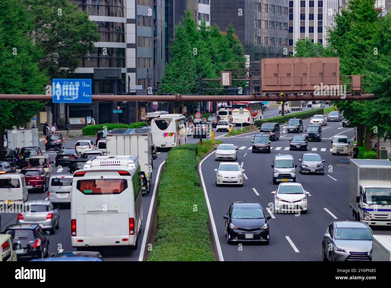 A traffic jam at the city street in Shinjuku Tokyo telephoto shot Stock ...