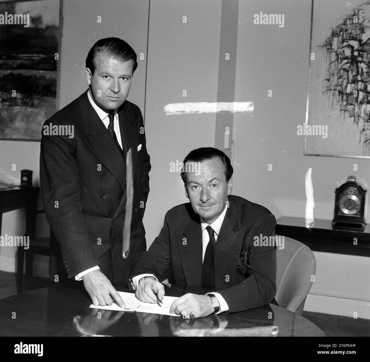 BASIL DE FERRANTI WITH JULIAN AMERY IN LONDON / ; 1 AUGUST 1962 Stock ...