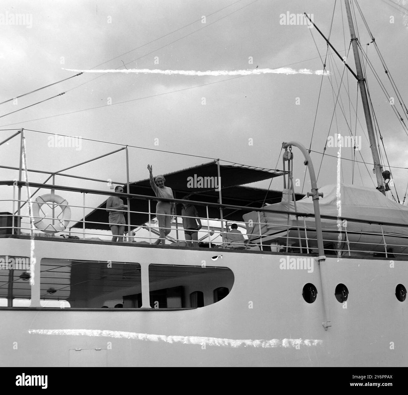 Lady docker hi-res stock photography and images - Alamy