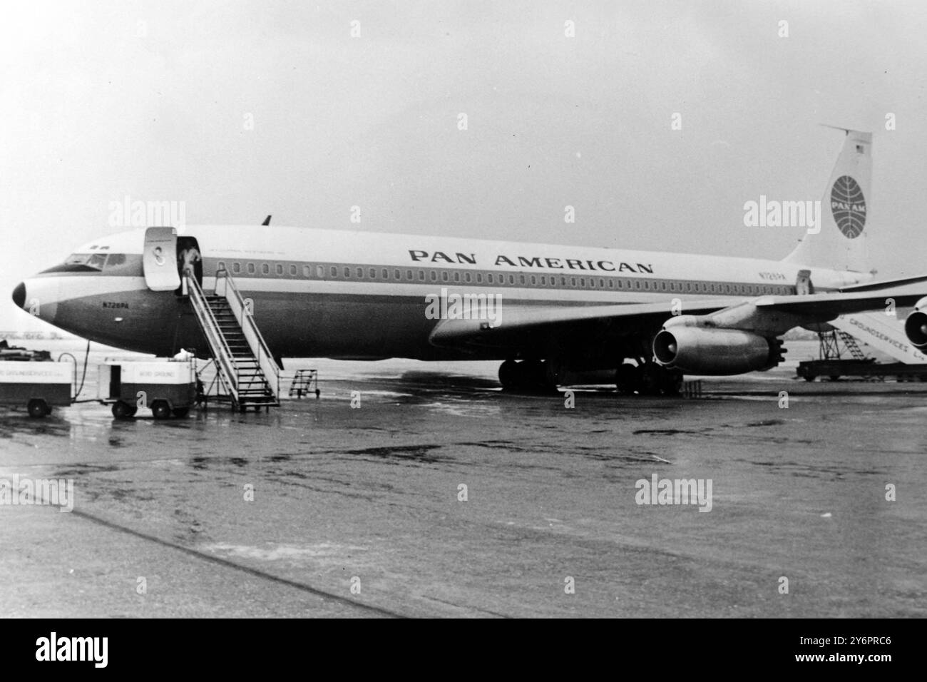 AVIATION BOEING 707 ; 27 JULY 1962 Stock Photo - Alamy