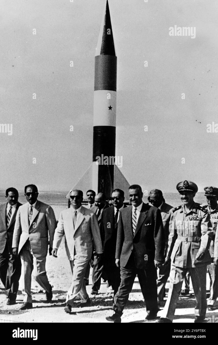 PRESIDENT NASSER AT ROCKET LAUNCHING IN CAIRO / ; 23 JULY 1962 Stock ...