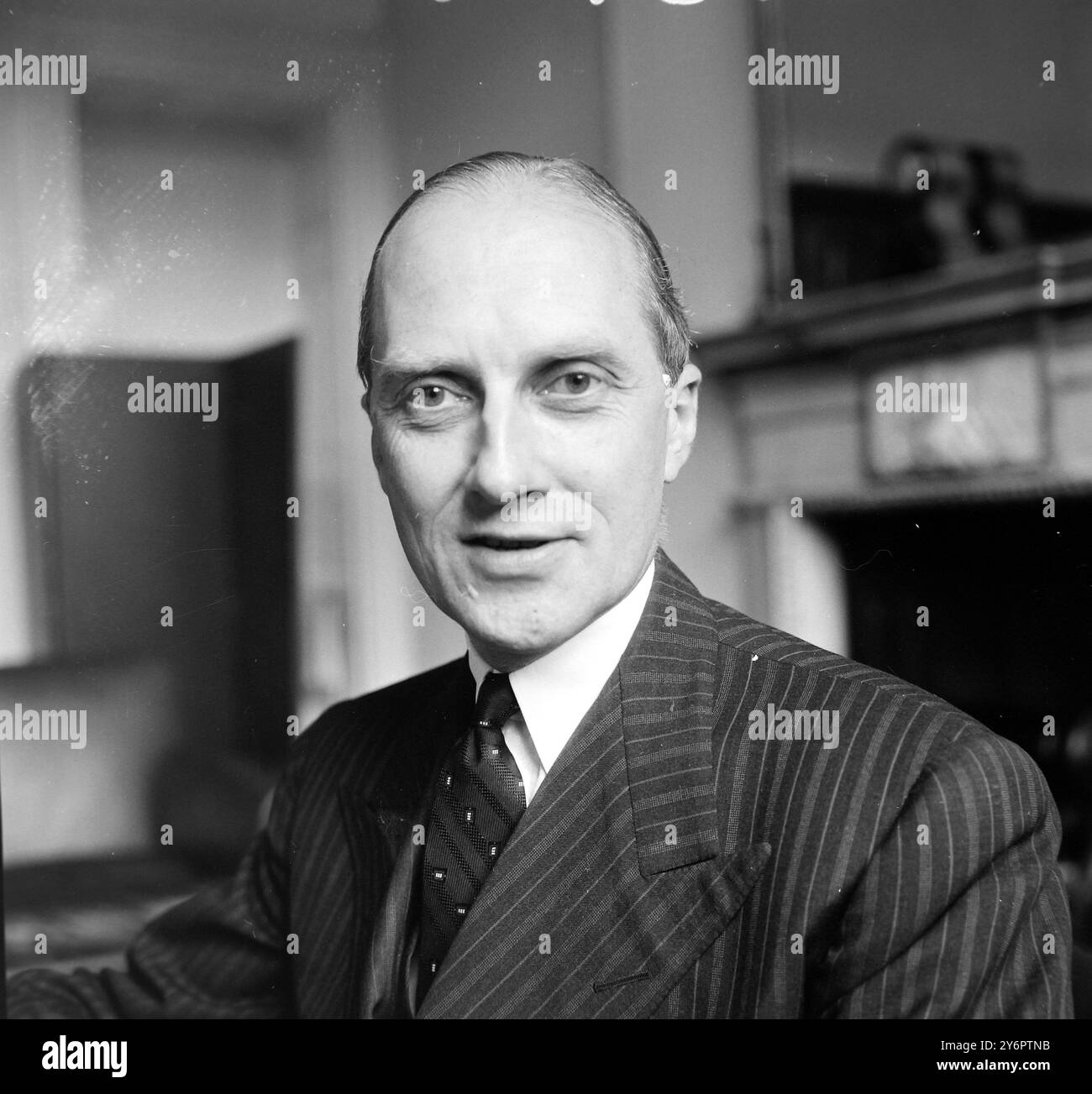 Peter smithers hi-res stock photography and images - Alamy