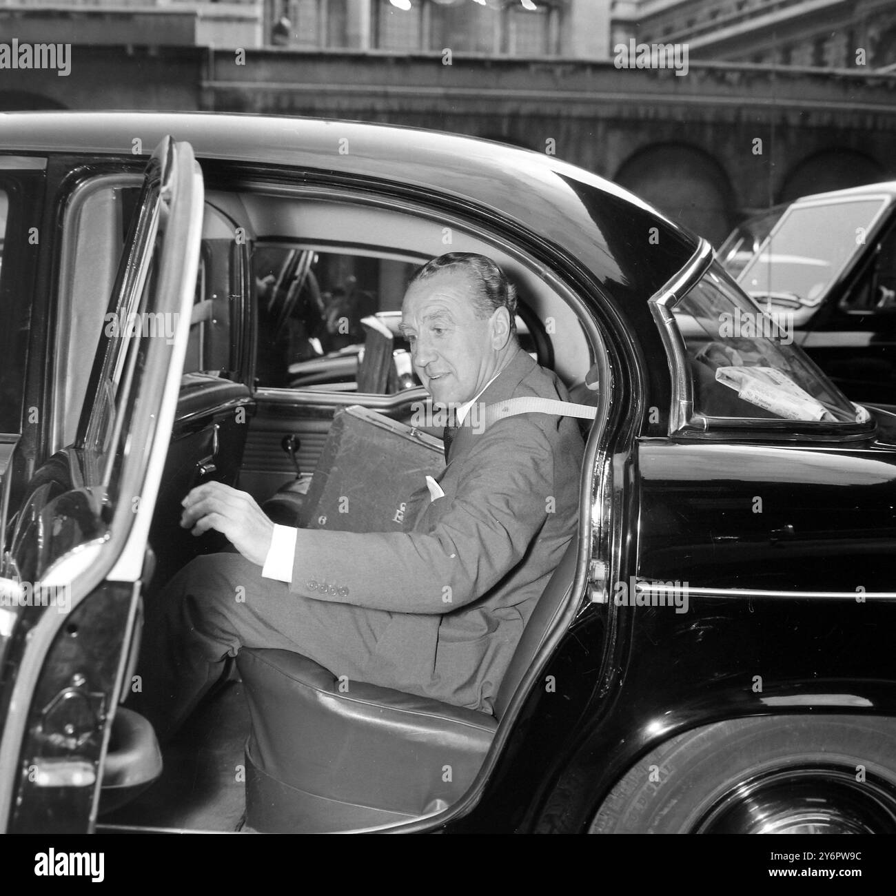 ERNEST MARPLES IN A CAR WEARINF SAFETY BELT / ; 17 JULY 1962 Stock ...