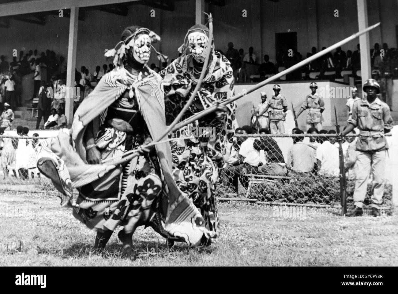 INDEPENDENCE BUYENZI TRIBESMEN WOMEN AT FERTILITY DANCE USUMBURA IN ...
