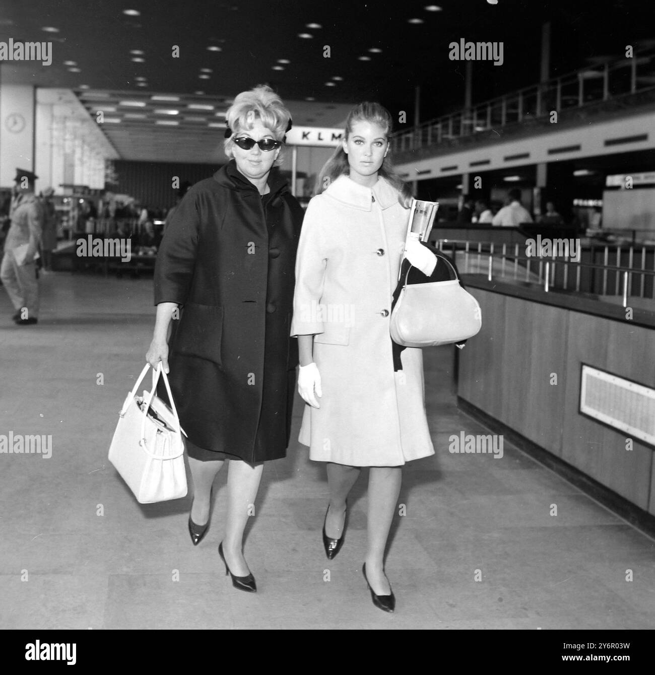 Ann sothern daughter hi-res stock photography and images - Alamy