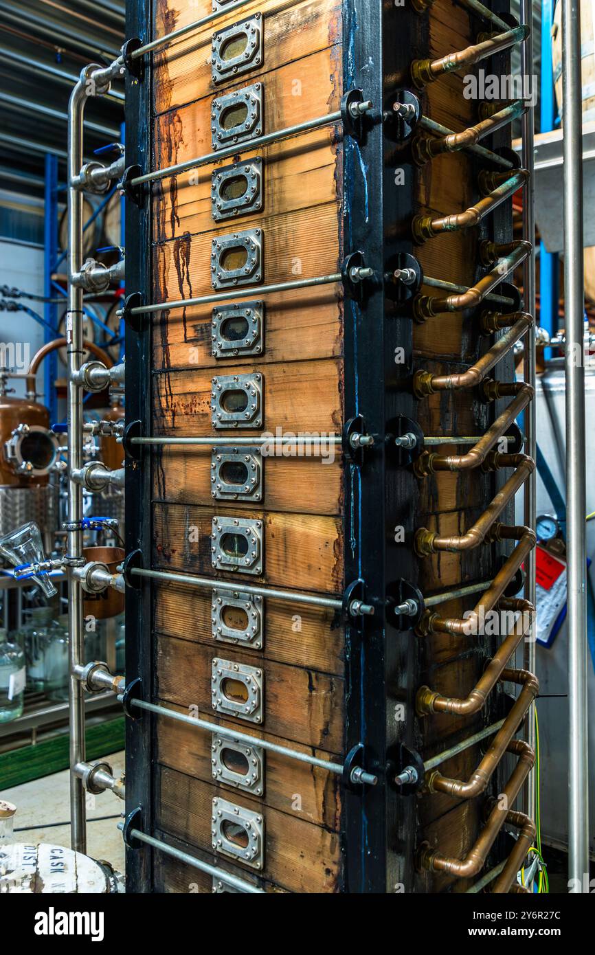 Replica of the Coffey still distillation apparatus based on the plans ...