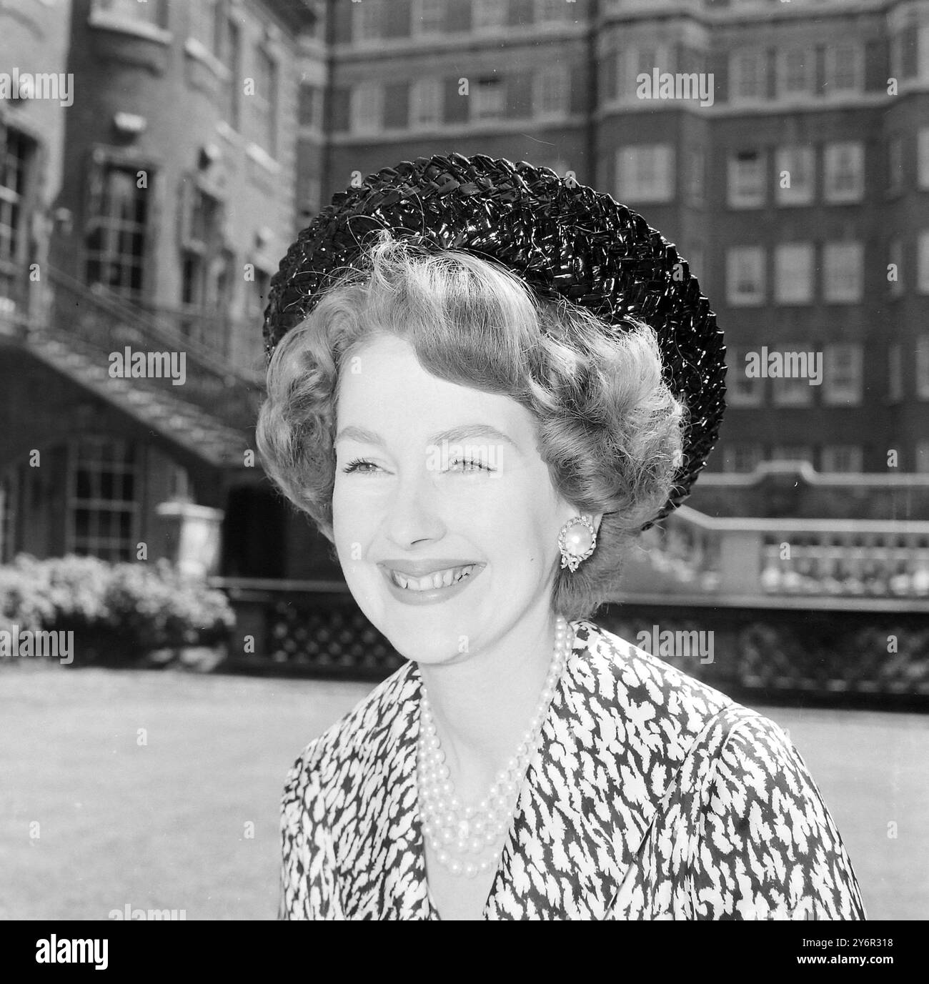 LADY LEWISHAM - DARTMOUTH COUNTESS / ; 7 JUNE 1962 Stock Photo - Alamy
