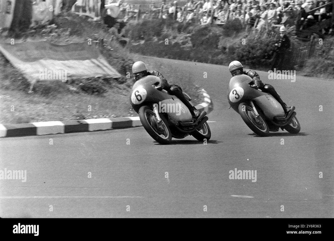 MOTOR CYCLING GARY HOCKING AT ISLE OF MAN TT RACE / ; 7 JUNE 1962 Stock ...