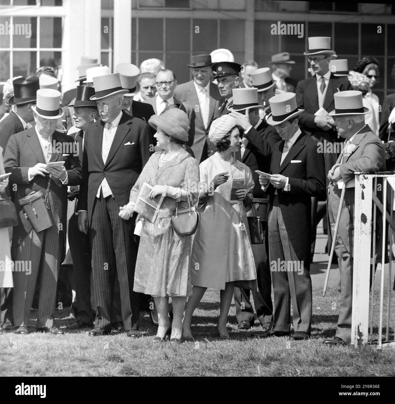 HORSE RACING EPSOM DERBY DAY PRINCESS MARGARET AND LORD SNOWDON ; 6 ...