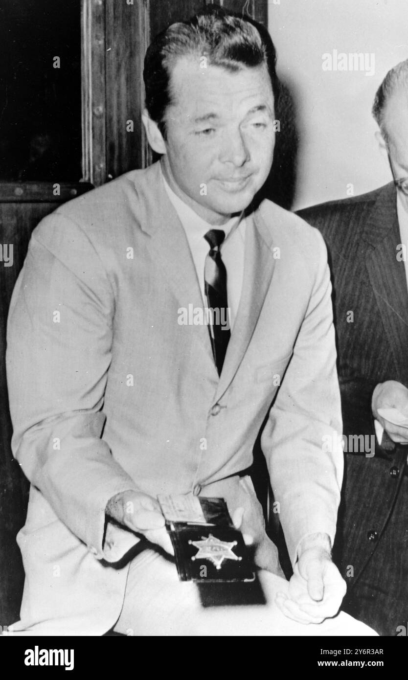 AMERICAN ACTOR AUDIE MURPHY / ; 6 JUNE 1962 Stock Photo - Alamy