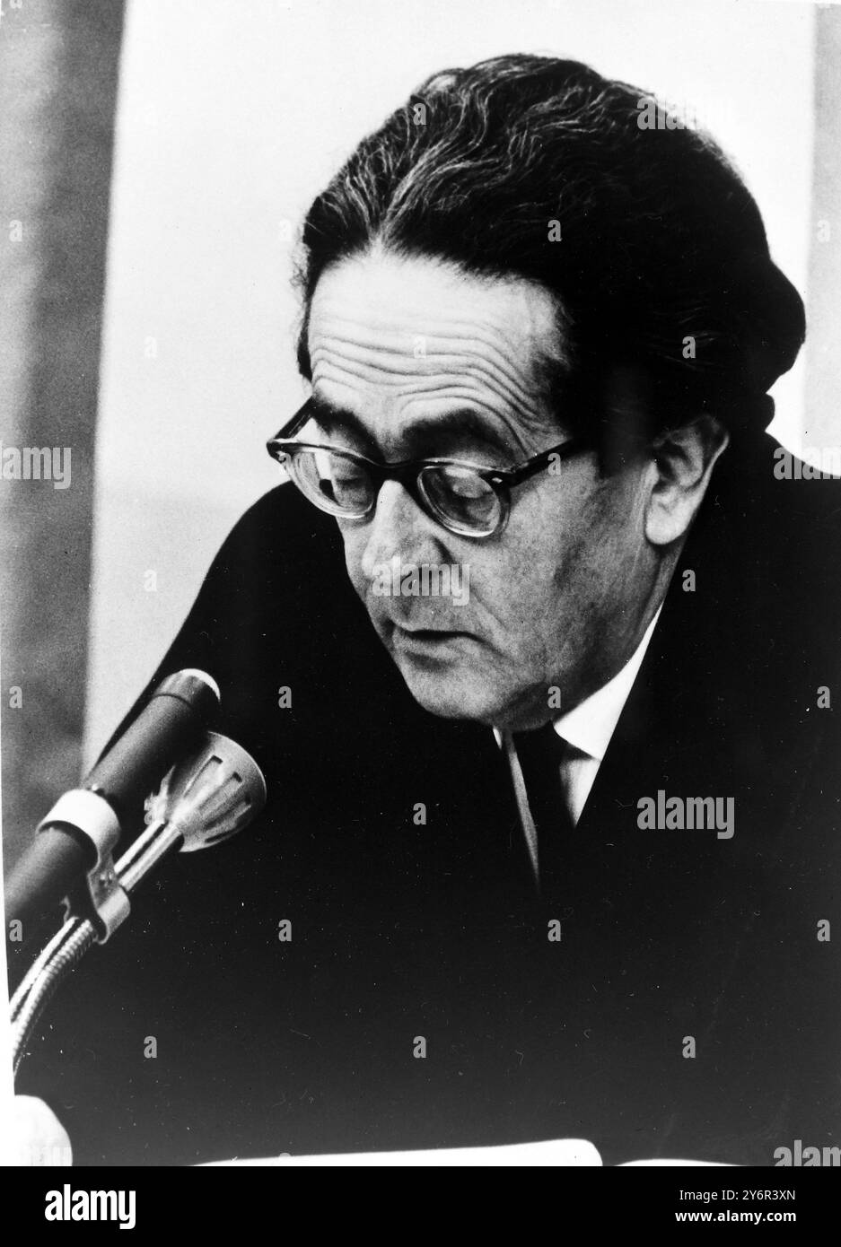 JUSTICE VITKEON AT ADOLPH EICHMANN TRIAL IN JERUSALEM / ; 1 JUNE 1962 ...