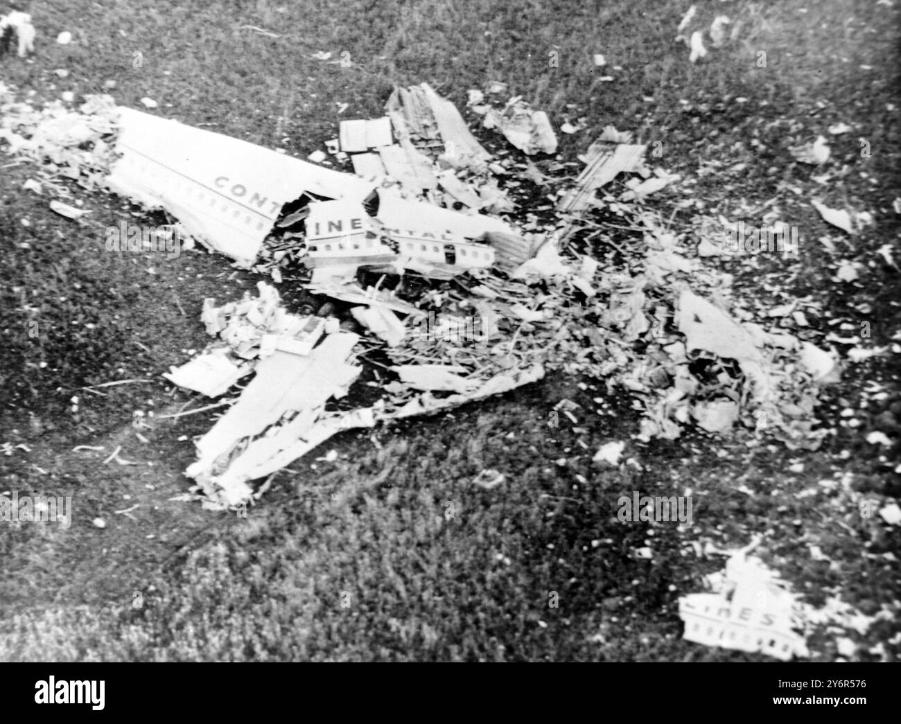 AVIATION WRECKED FUSELAGE OF BOEING 707 CRASH CANTERVILLE ; 23 MAY 1962 ...