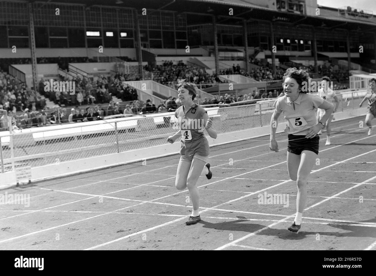 DIANA DANCE ATHLETE IN ACTION / ; 23 MAY 1962 Stock Photo - Alamy