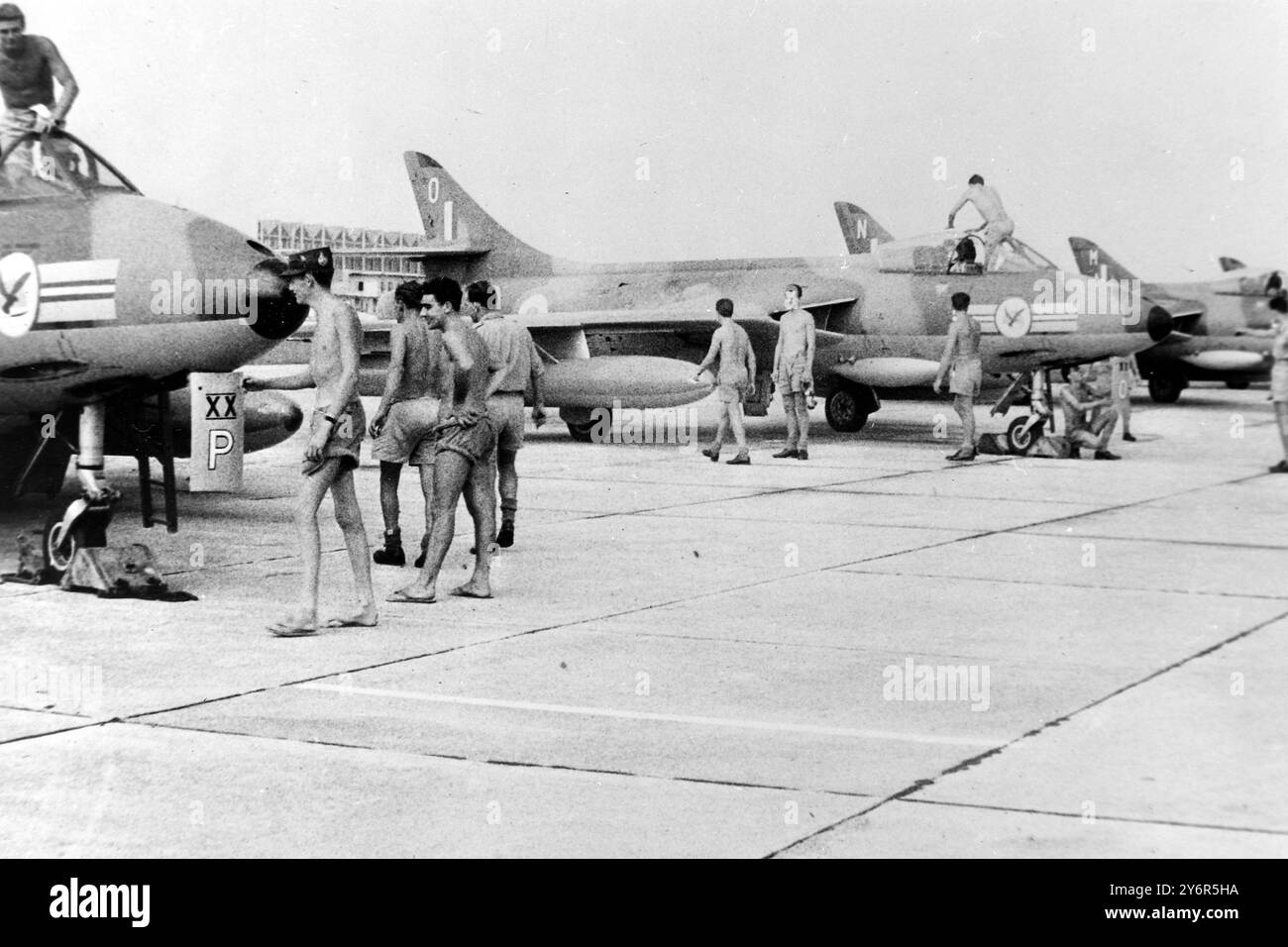 WAR RAF PLANES AT THE READY IN THAILAND ; 22 MAY 1962 Stock Photo - Alamy