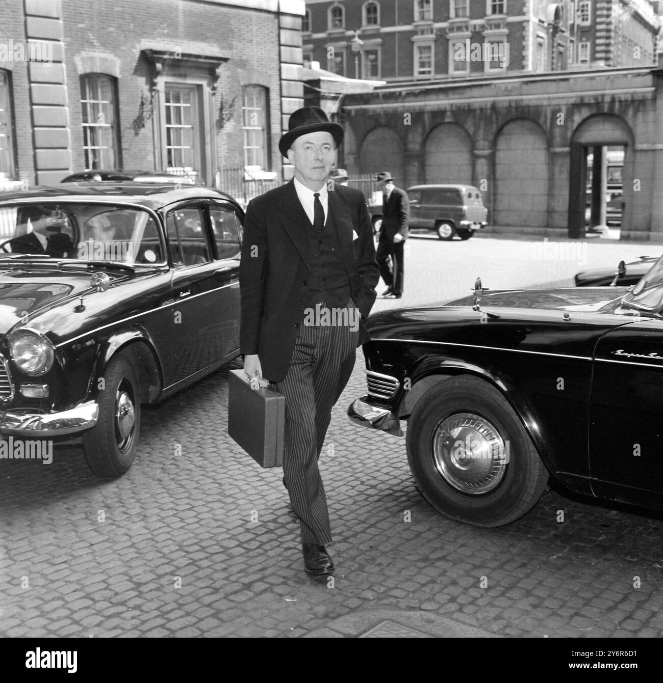 PETER THORNEYCROFT AT ADMIRALTY HOUSE IN LONDON / ; 17 MAY 1962 Stock ...
