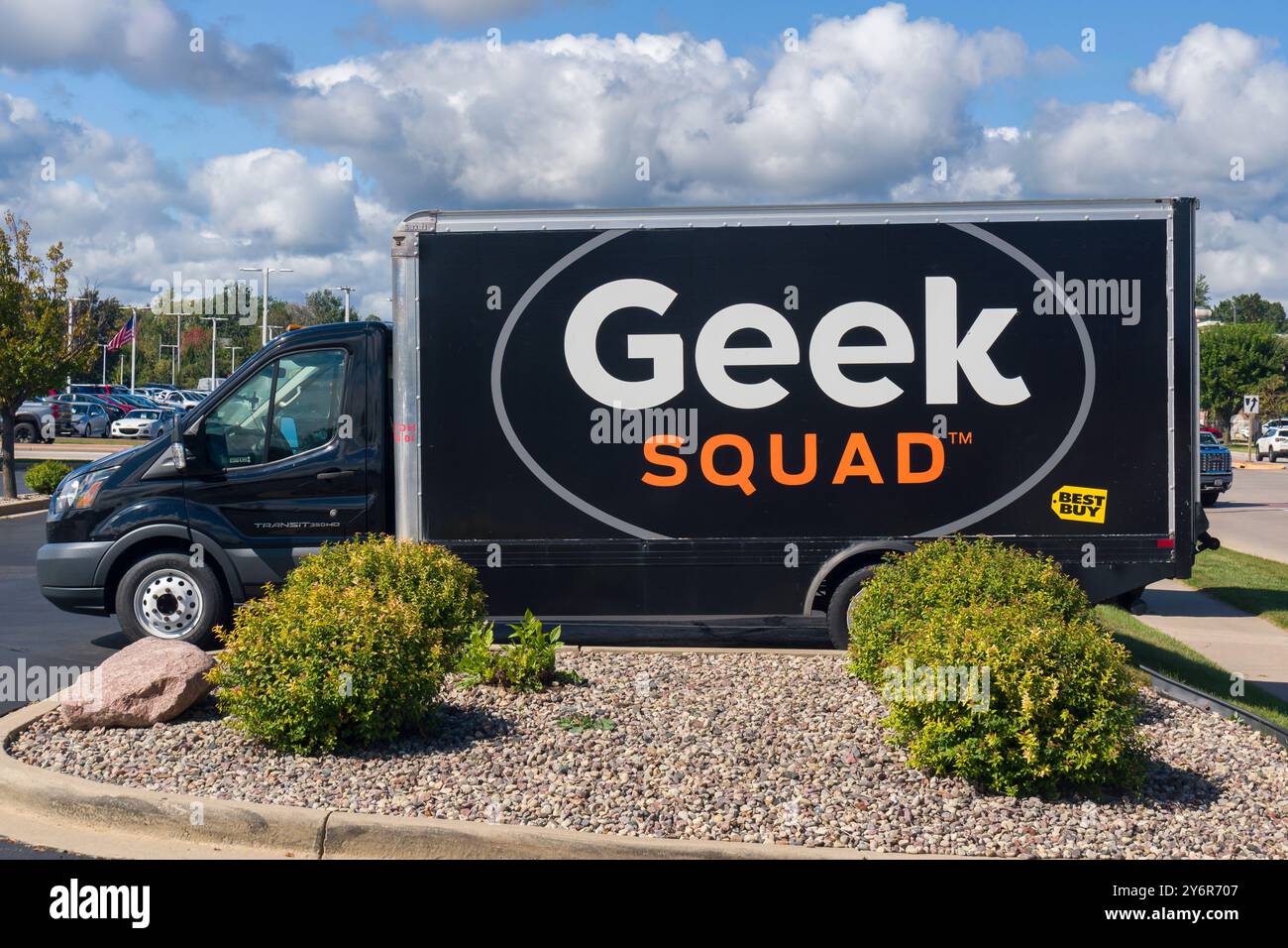 Geek squad logo hi-res stock photography and images - Alamy