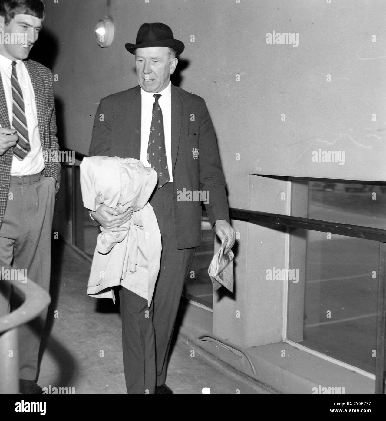 Sir matt busby Black and White Stock Photos & Images - Alamy