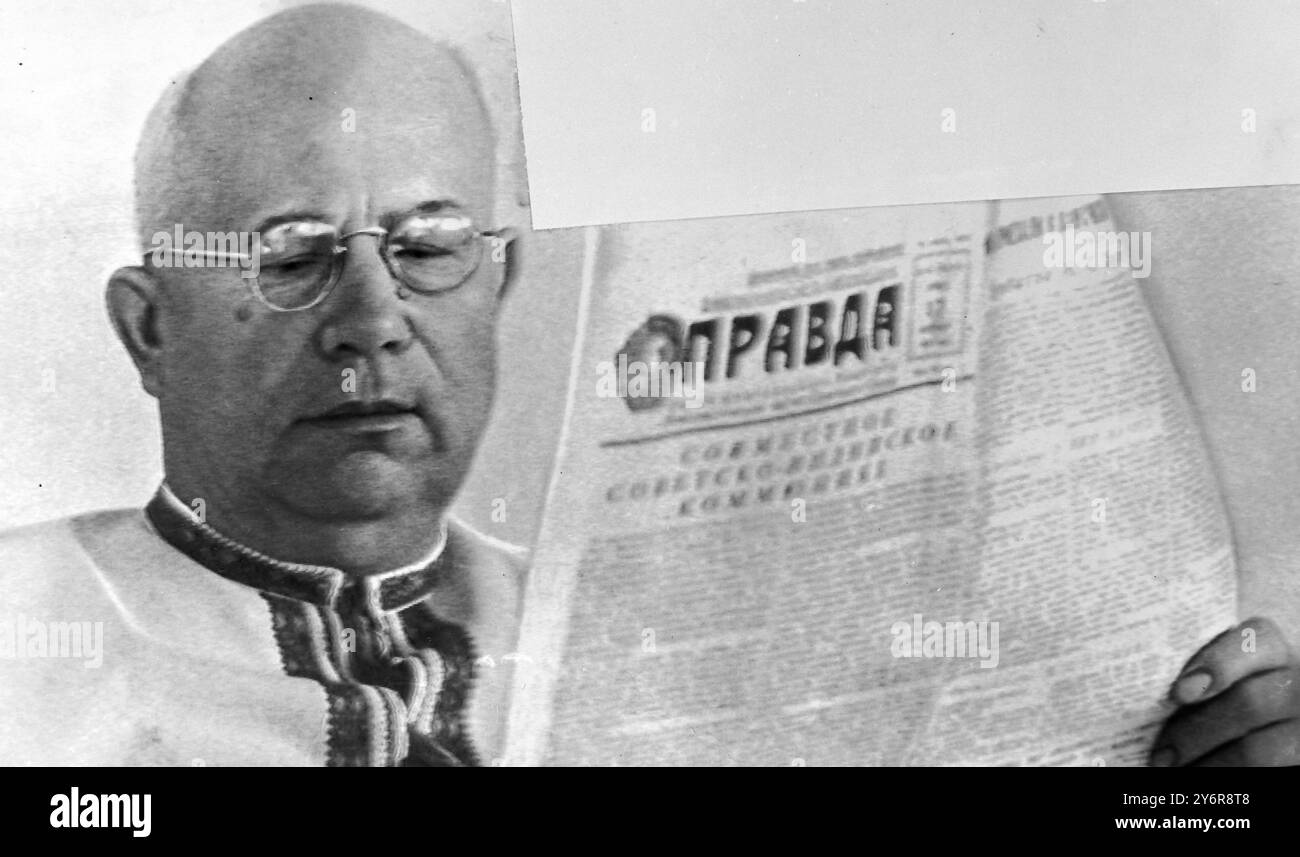 SOVIET PRIME MINISTER NIKITA KHRUSHCHEV READING PRAVDA NEWSPAPER / ; 6 ...
