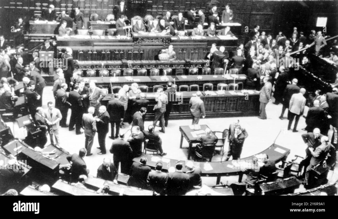 Room in rome hi-res stock photography and images - Alamy