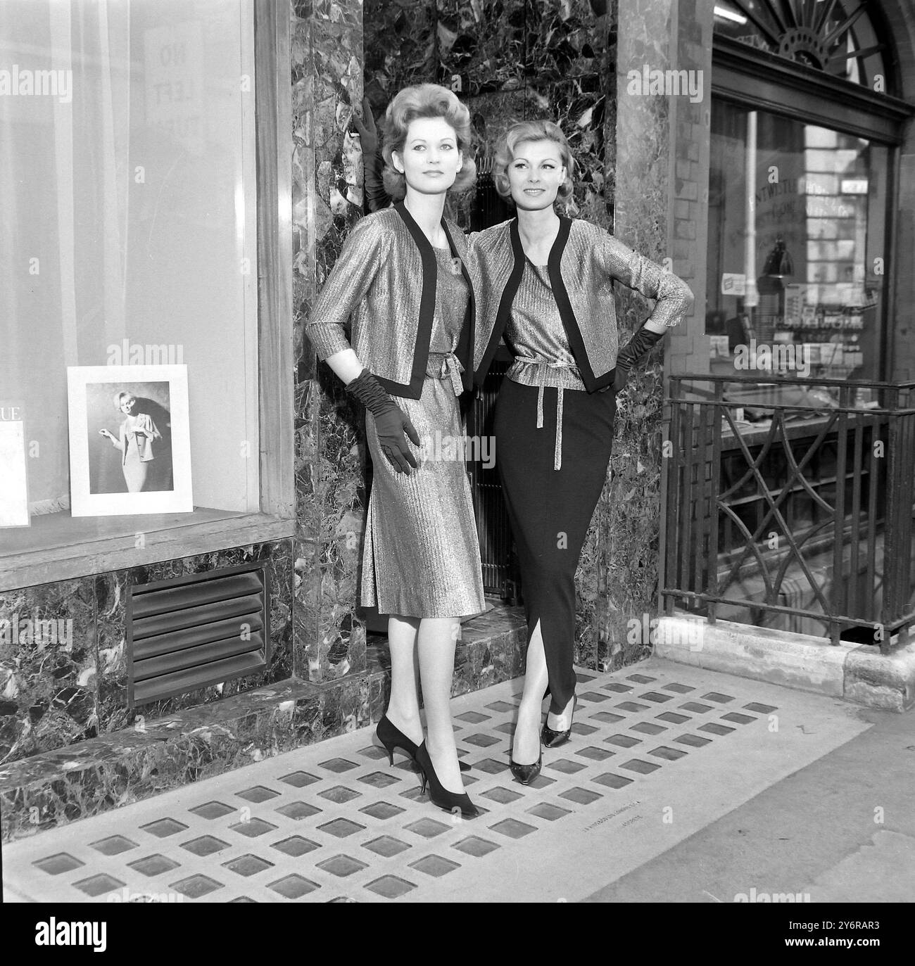 BALLARD ILONA CRADDOCK GINA / ; 25 APRIL 1962 Stock Photo - Alamy