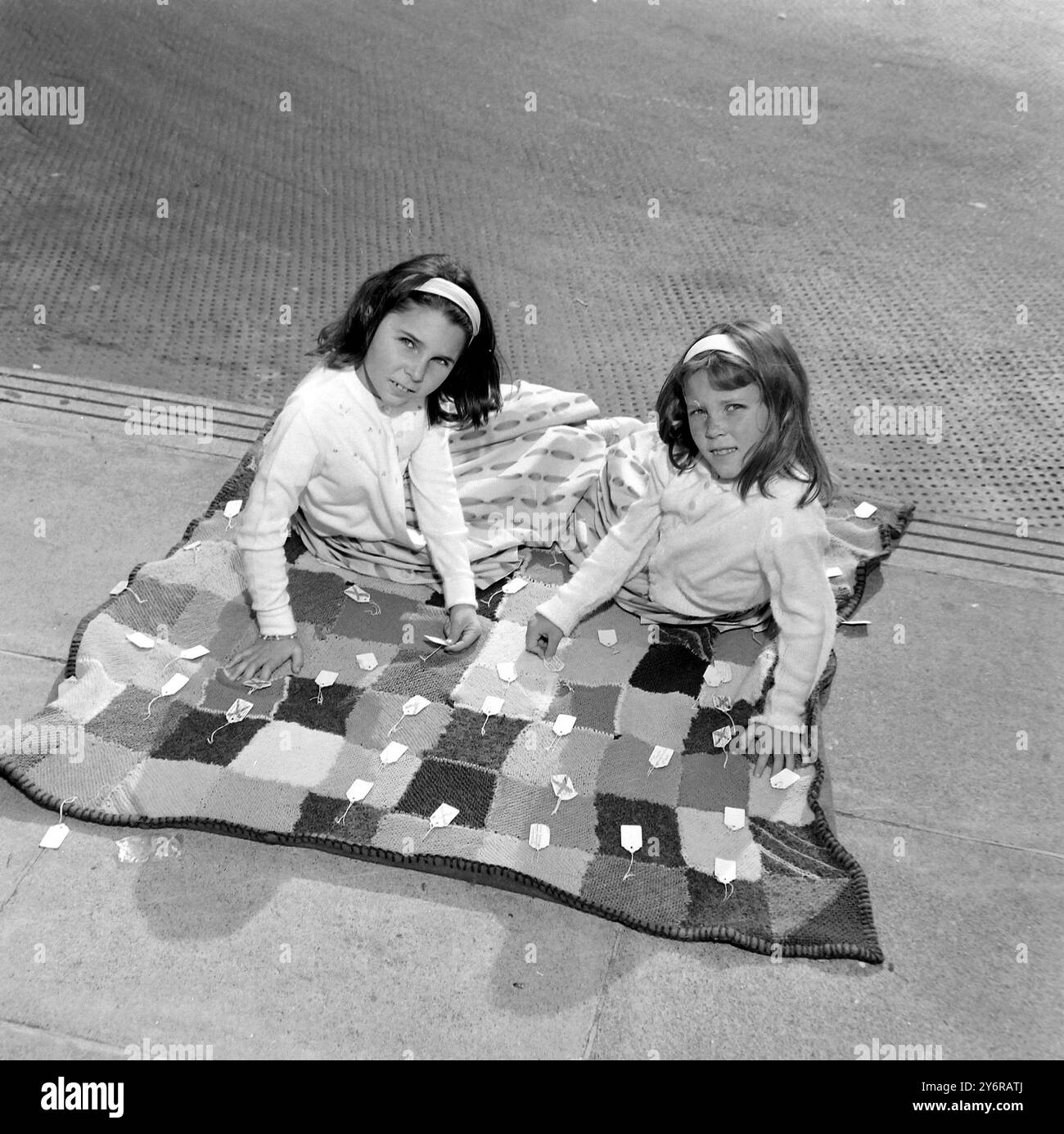 Famine 1960 hi-res stock photography and images - Alamy