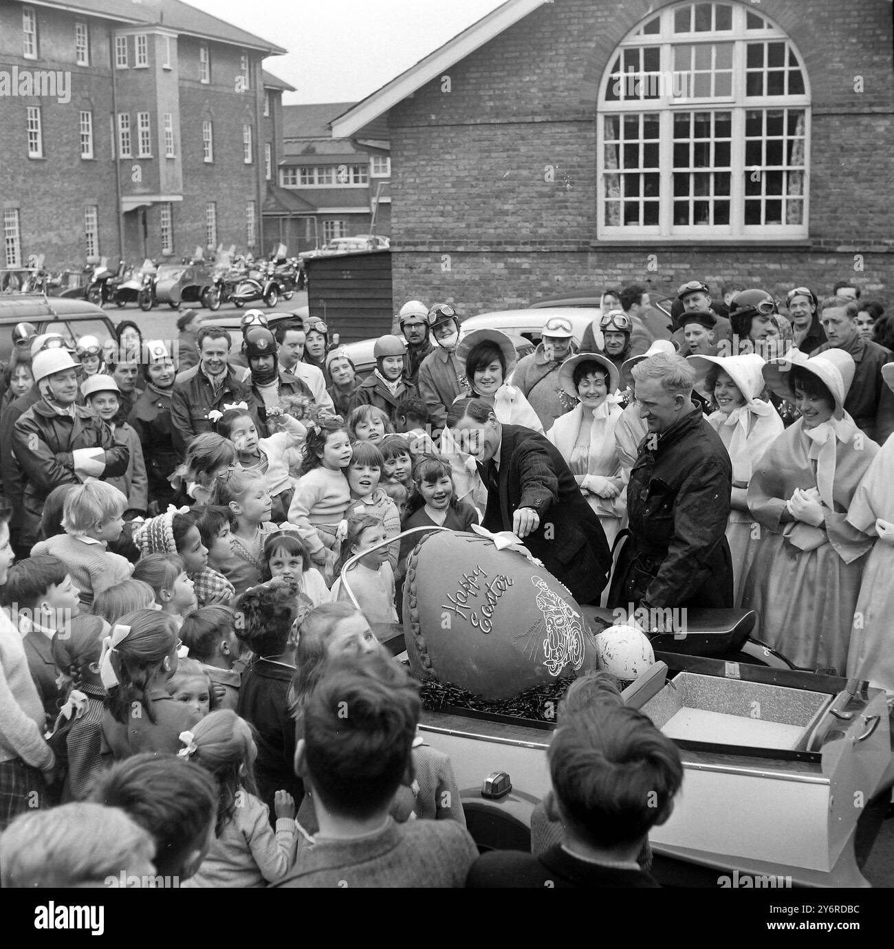 ERIC LUBBOCK EASTER EGG FROM SCOOTER CLUB / ; 15 APRIL 1962 Stock Photo ...