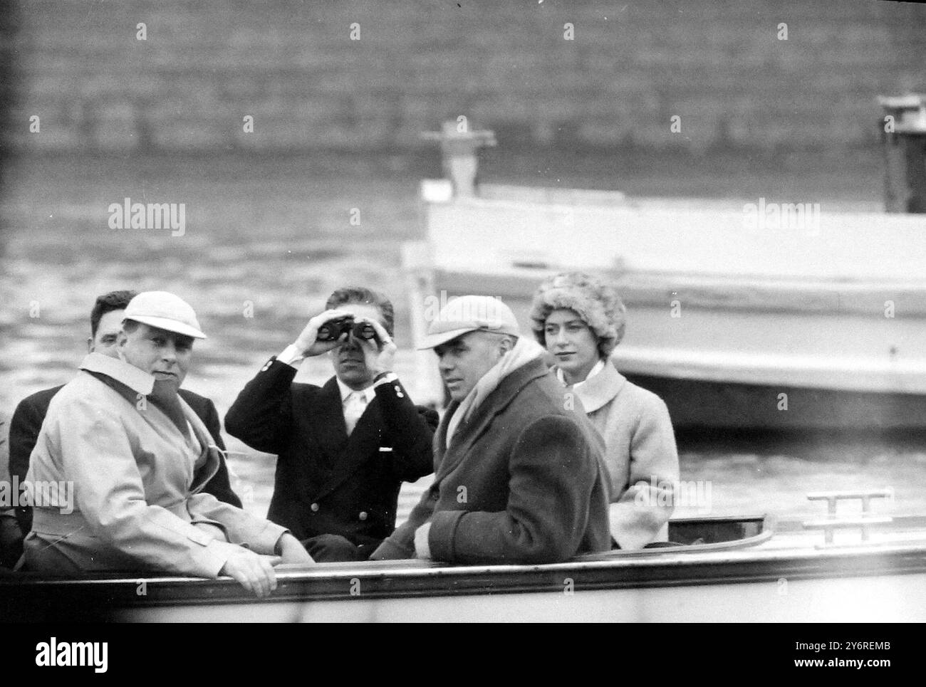 PRINCESS MARGARET ROSE WITH LORD SNOWDON WATCHING BOAT RACE OXFORD V ...