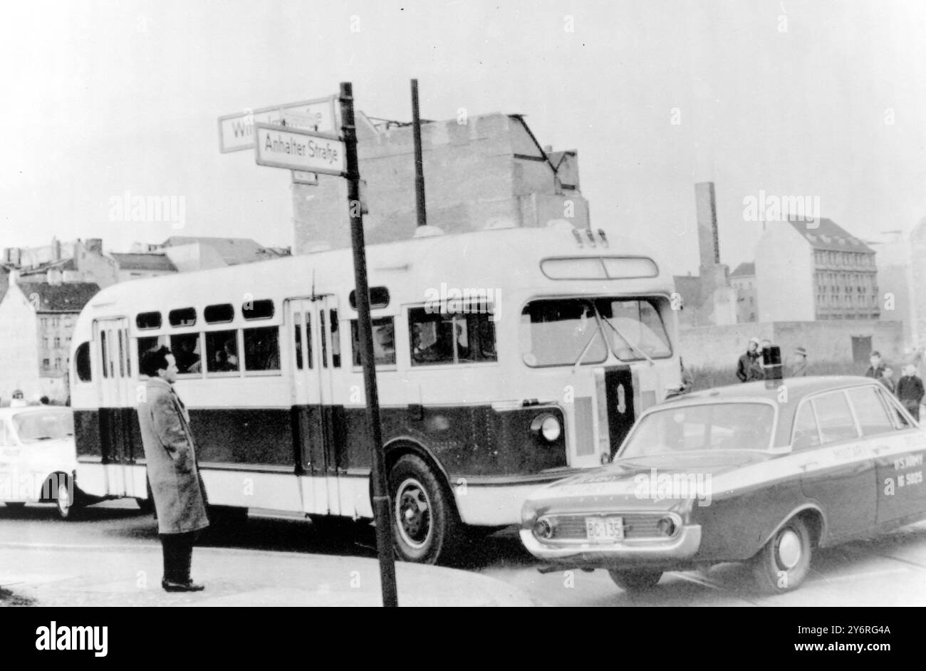 BORDER US MILITARY POLICE CARS FORCE SOVIET BUS TO STOP IN BERLIN ; 1 ...