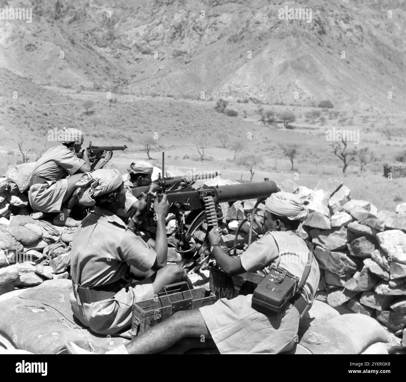 1 60 machine gun hi-res stock photography and images - Alamy