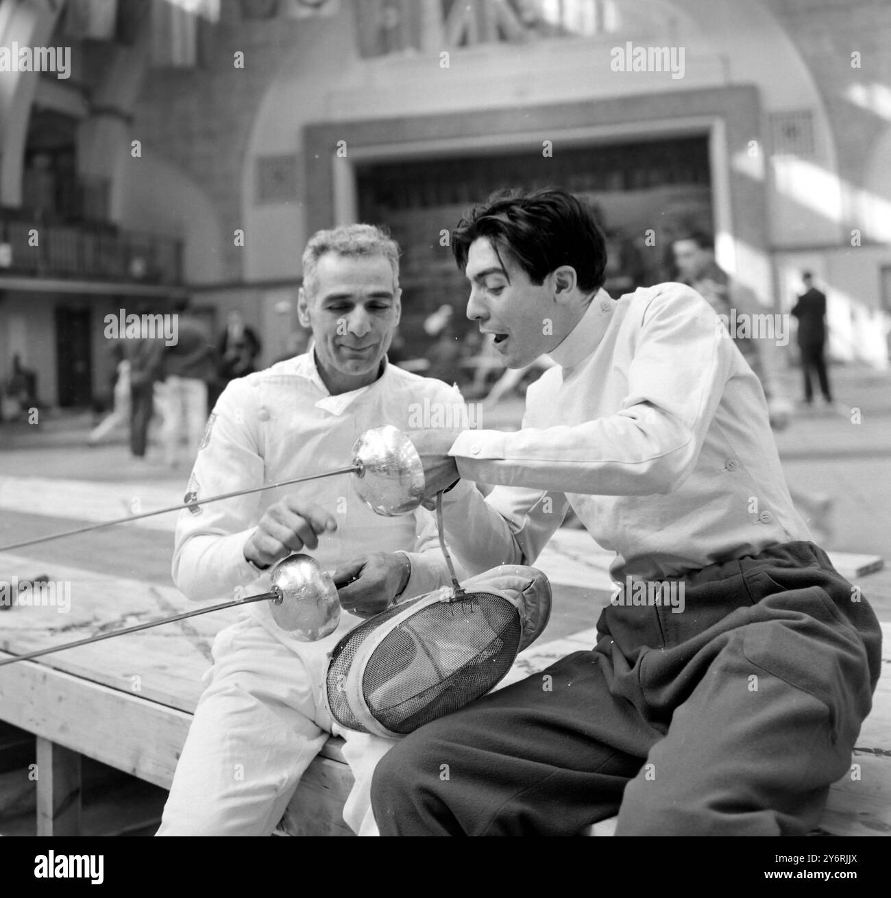 FENCING RALPH SPINELLA AND ALBERTO BOGIANNI IN TRAINING 17 MARCH 1962 ...